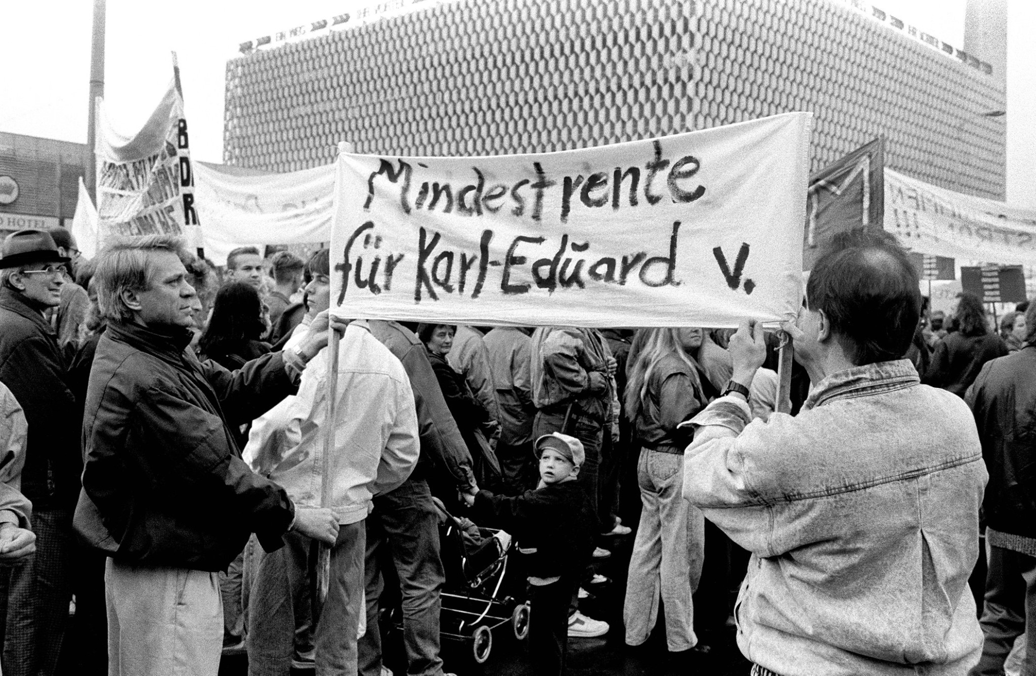 Mit 500.000 Mutigen am 4. November 1989 auf dem Berliner Alexanderplatz ...